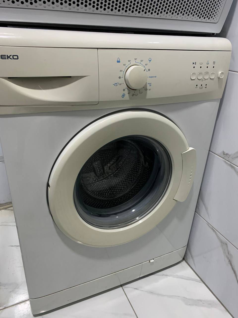 Продам на запчасти стиралку