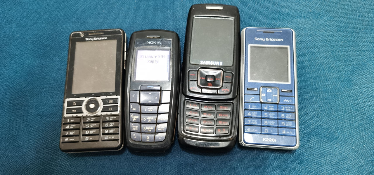 vind retro telefoane samsung sgh-251, nokia 2600, sony ericsson k770 ...
