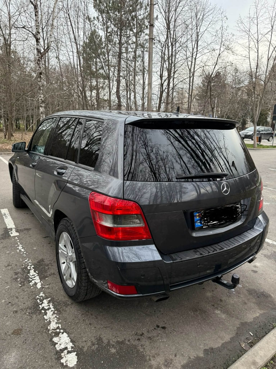 Mercedes GLK-Class 2012 г. с пробегом 180000 км, Дизель, 12000