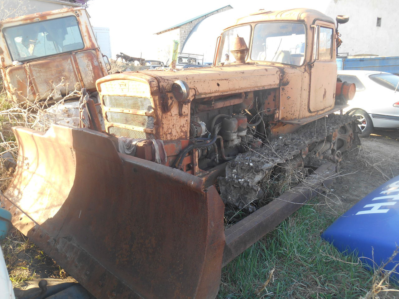 Cumpar tractor DT75 ca pe fotografie , куплю трактор дт75 как на фото