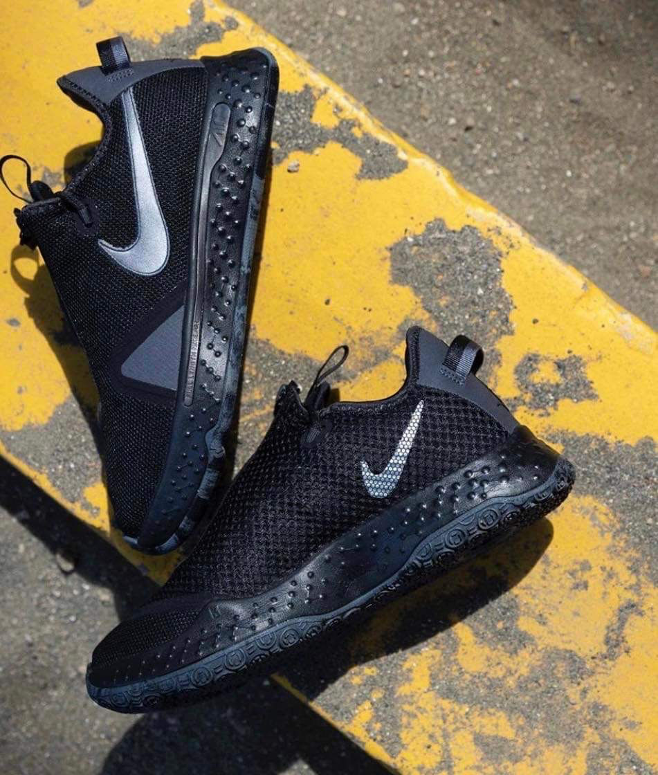 Nike PG4…black edition