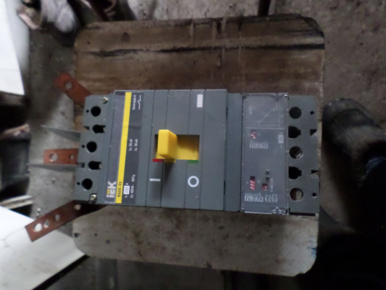 Автоматы силовые ИЭК BA88-35