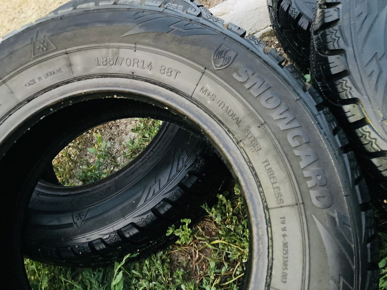 Rosava 185/70 r14 зимние шины