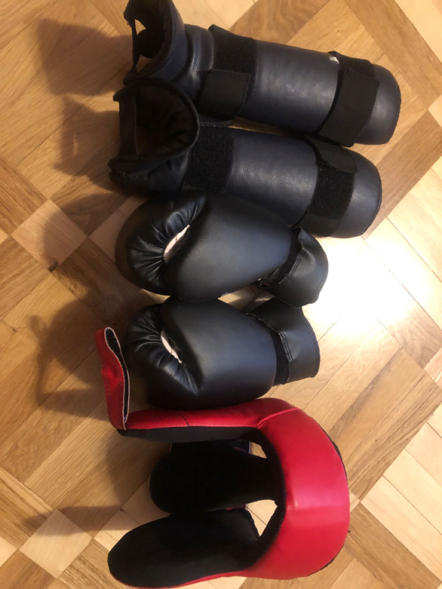 Echipament kickboxing