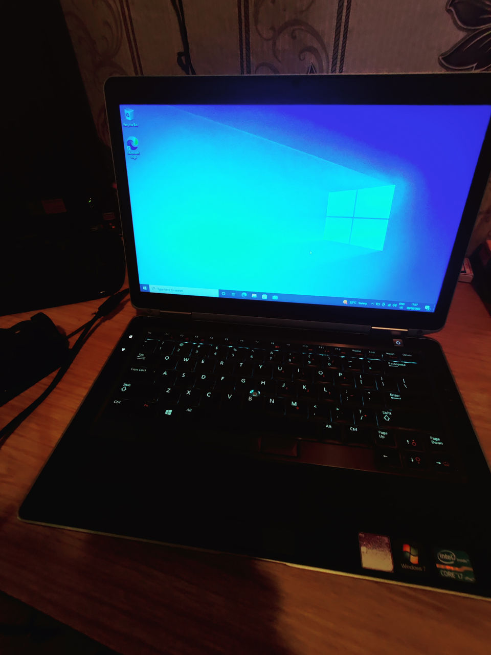 Vind un leptop DELL Intel i7 vpro