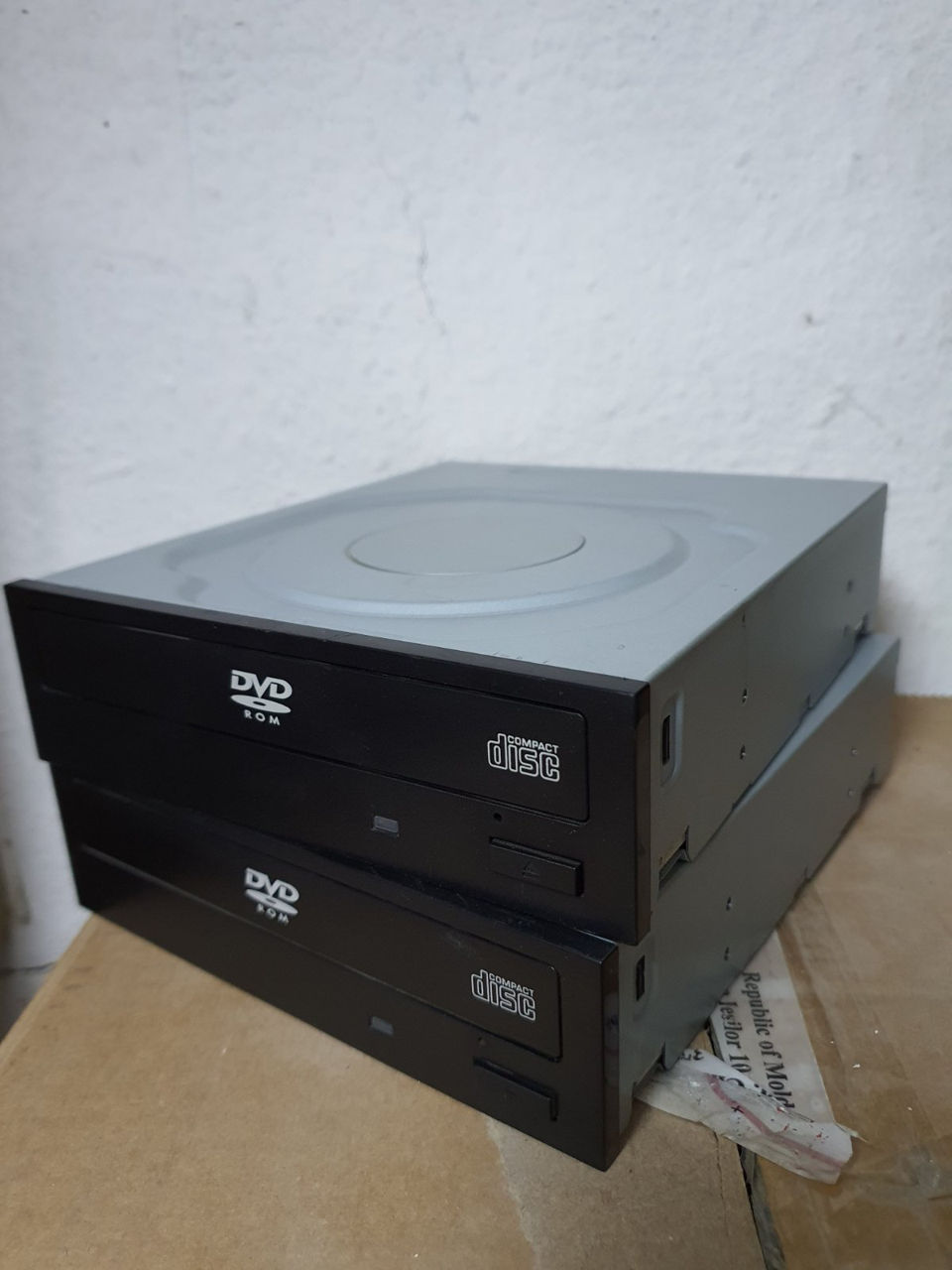 SATA DVD RW Optical Drive