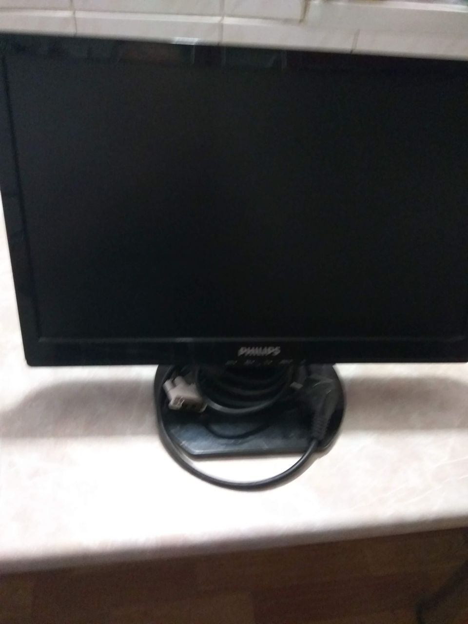 Монитор 18,5" Philips 192Е/SB/00, в отл. состоянии, 700лей.