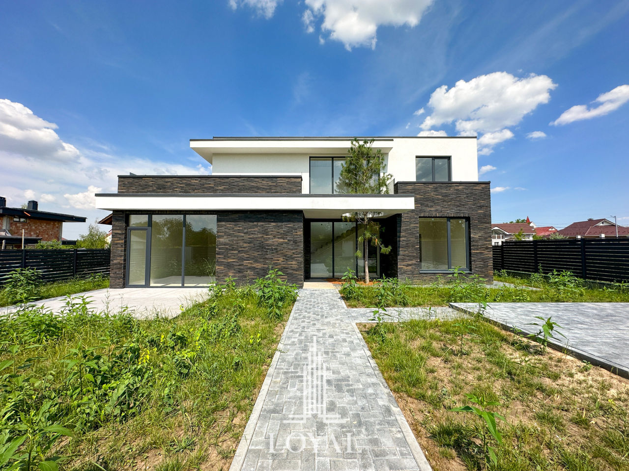 Casă în 2 nivele, în stil Hi-Tech! Cricova str. Drumul Viilor. Varianta ...