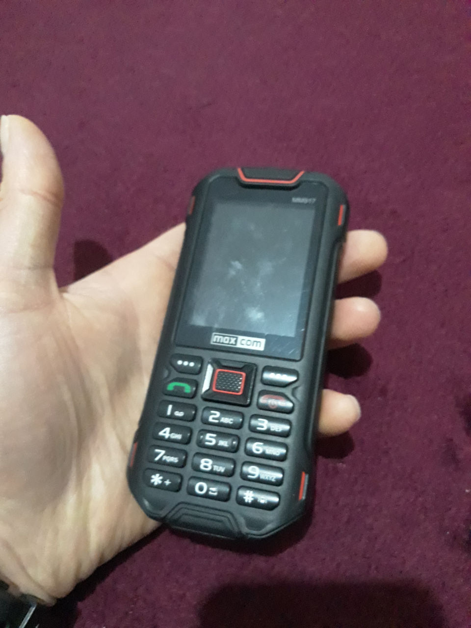 MAXCOM Противоударный водонепроницаемый телефон