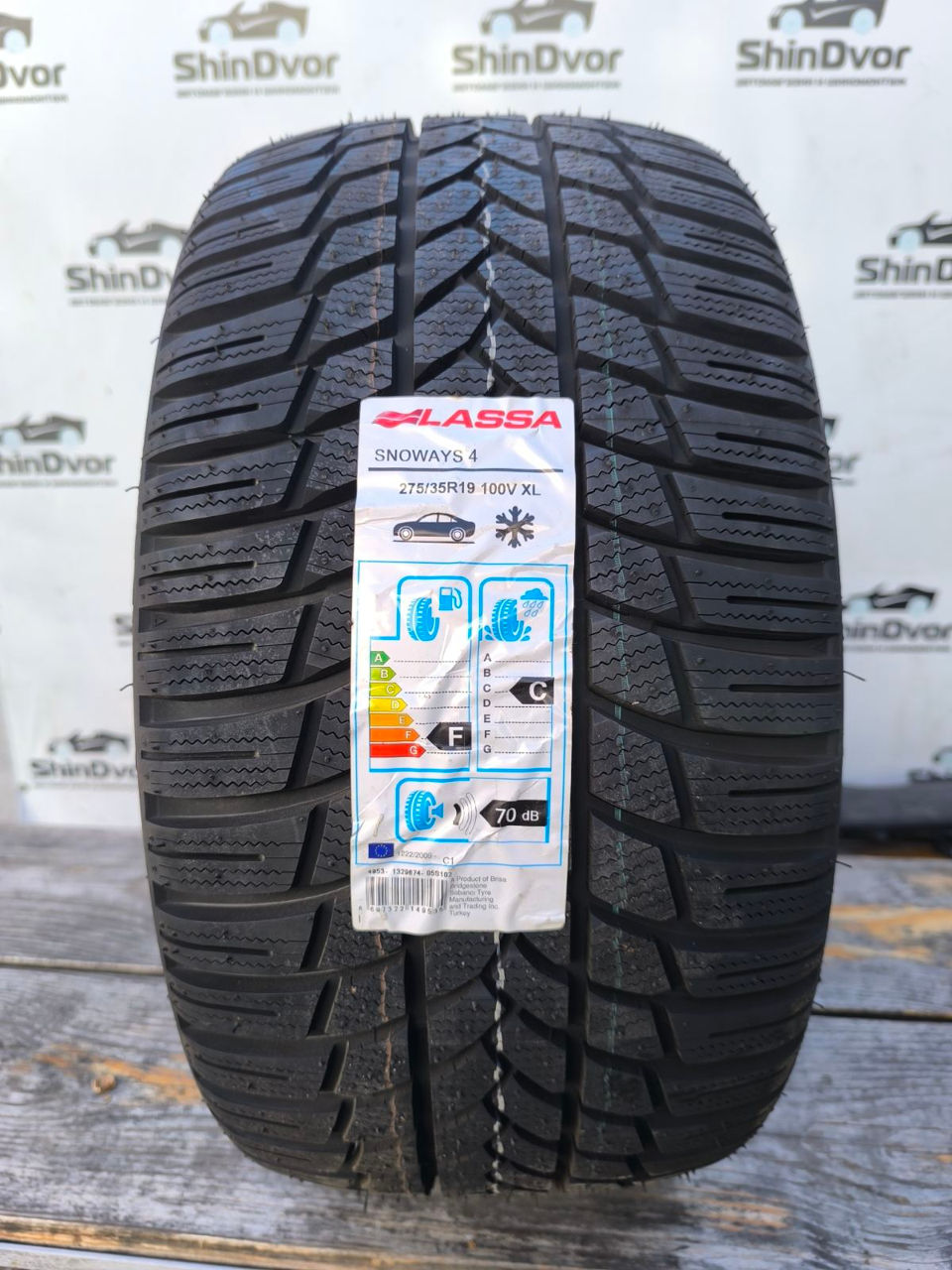 Set de anvelope de iarna Lassa 245/40 R19 si 275/35 R19 - 7600 lei