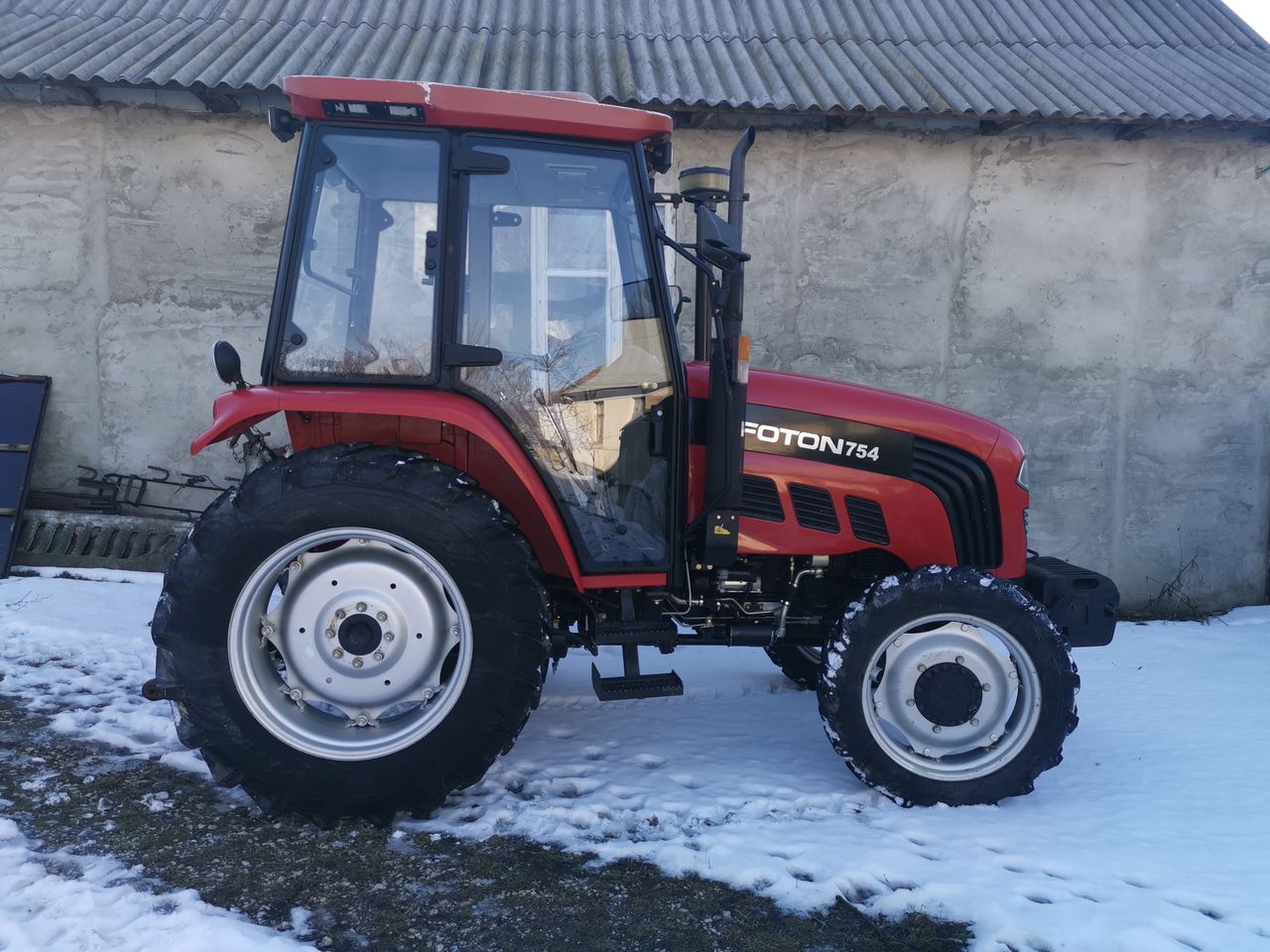 Vând tractor foton lovol 754, stare ideală