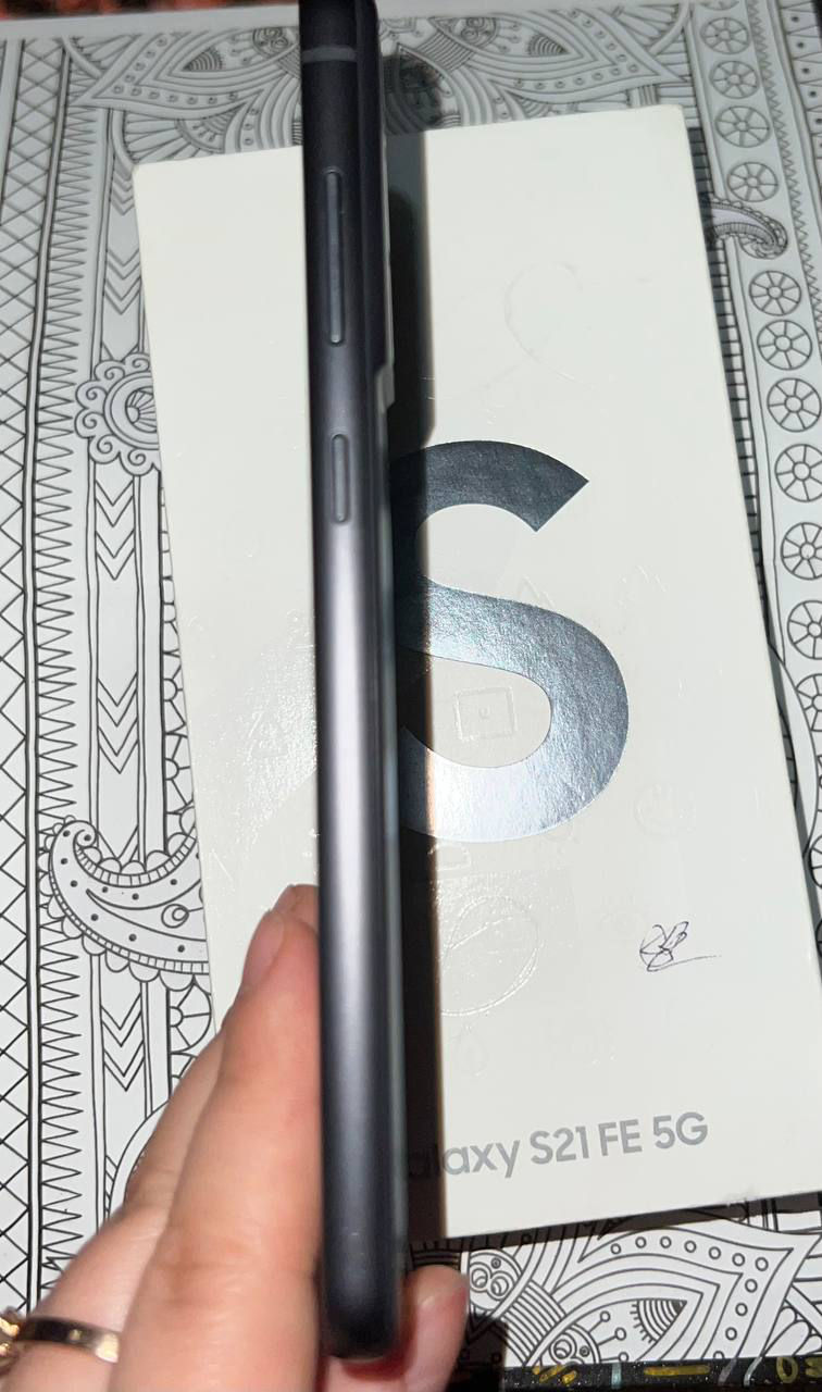 Se vinde samsung S 21FE