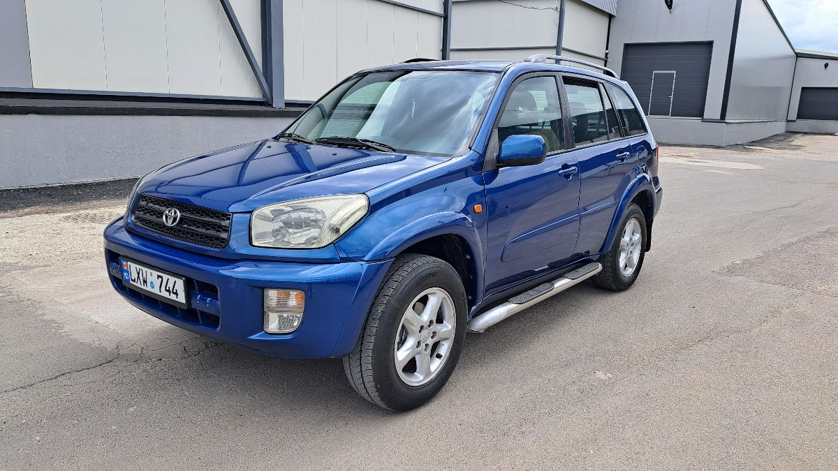 Toyota Rav 4 an. 2001 cu rulaj 250100 km, Gaz / Benzină (propan), 5200