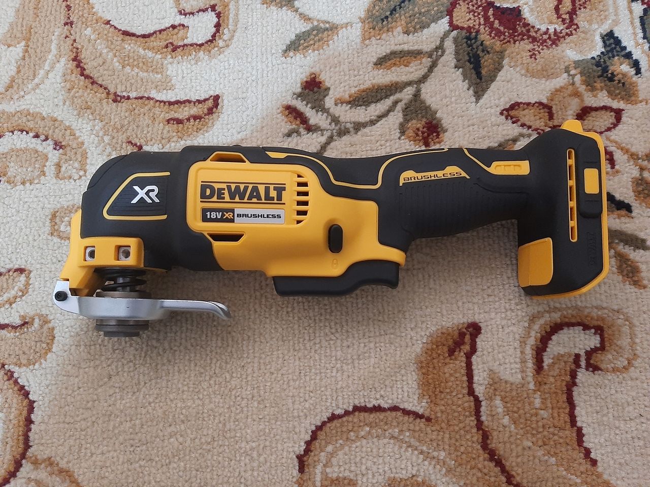 Dewalt renovator