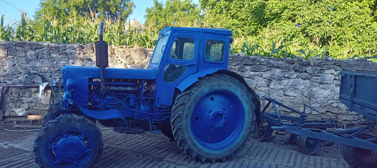 Vind tractor cu remorca