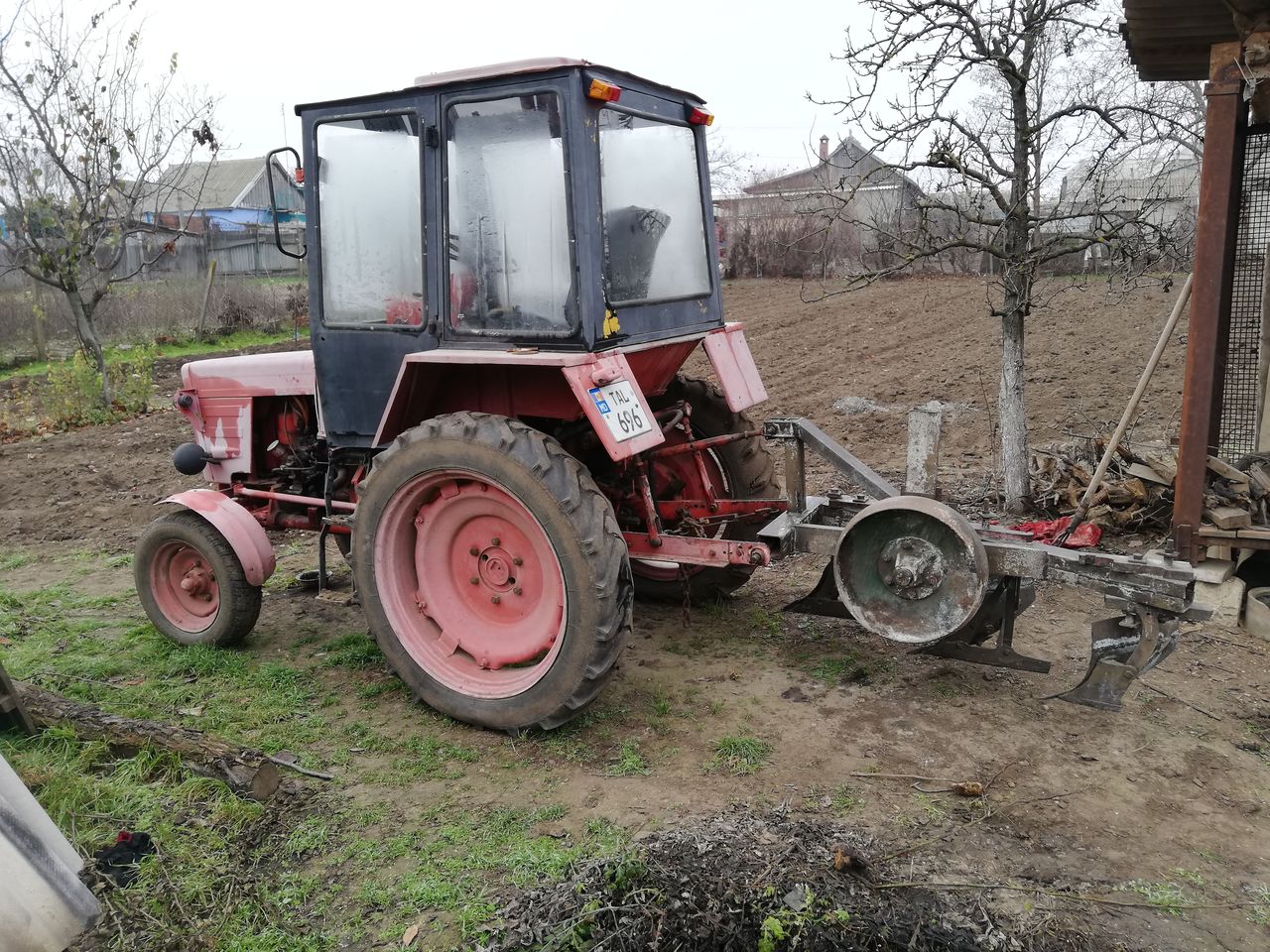 Tractor T25