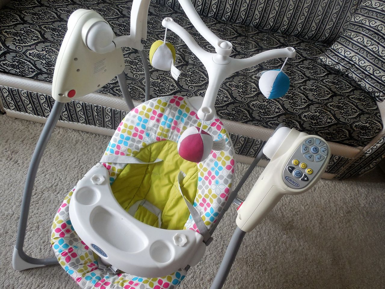 Качели graco как новые выдерживают до 11 кг
