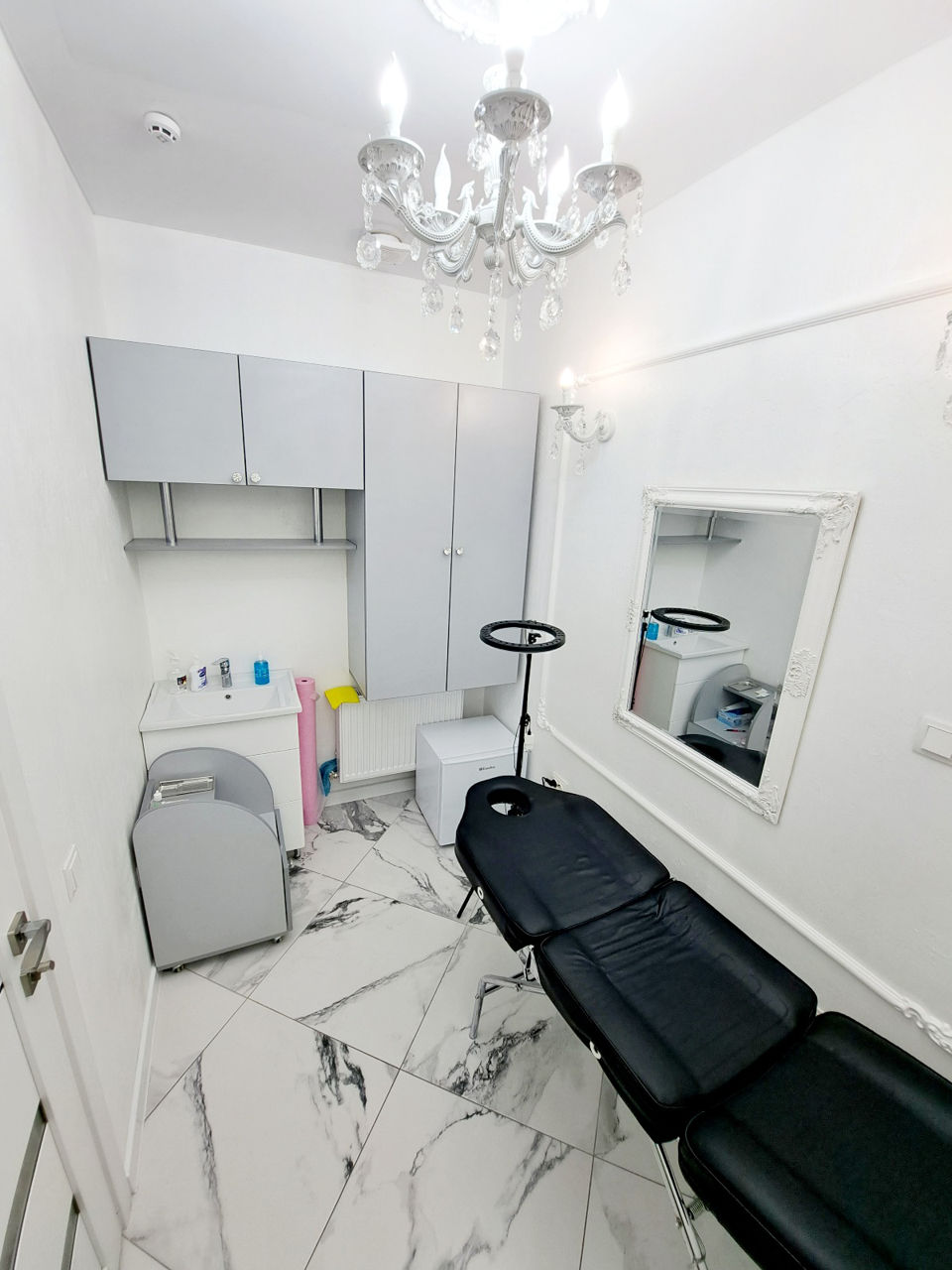 Chirie cabinet individual in salon de înfrumusețare
