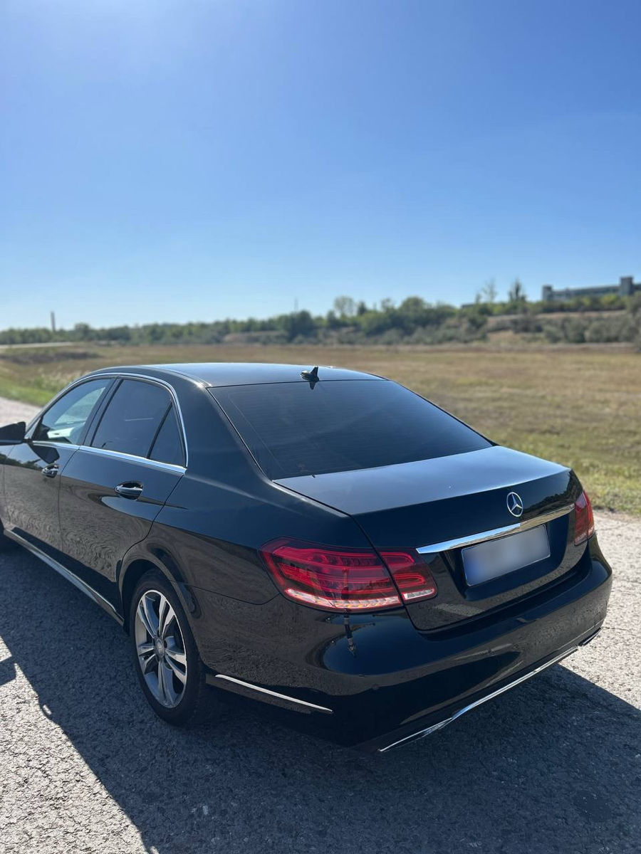 Mercedes E-Class 2015 г. с пробегом 250000 км, Дизель, 15400