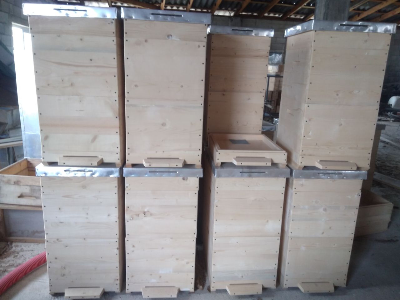 Stupi si rame pentru albini inventar apicol