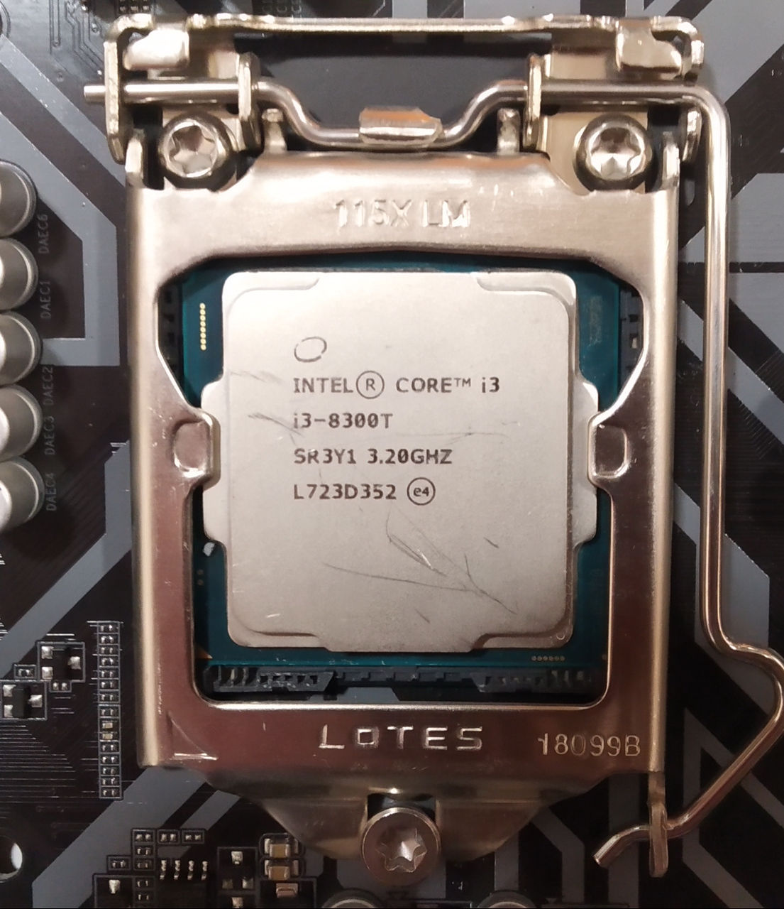 i3-8300T