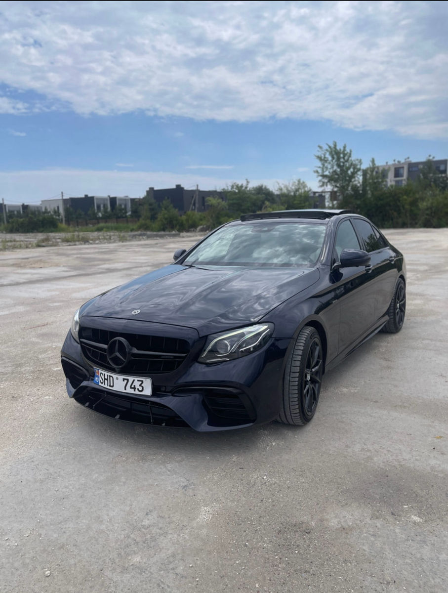 Mercedes E-Class 2016 г. с пробегом 188000 км, Бензин, 23500