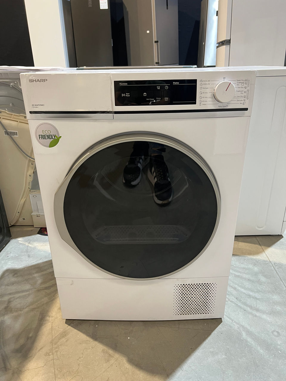 Uscatoare de Rufe Sharp,