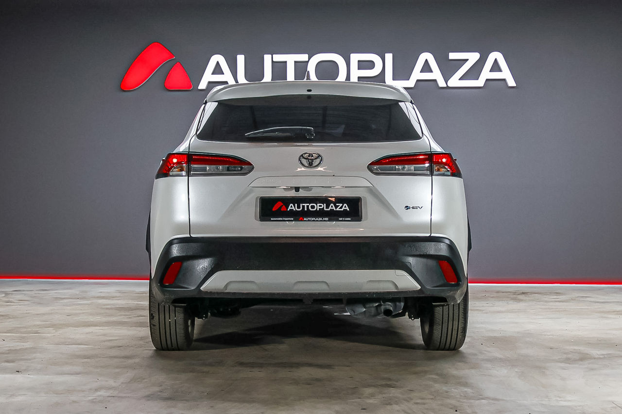 Toyota Corolla Cross an. 2024 cu rulaj 1 km, Hybrid, 19950
