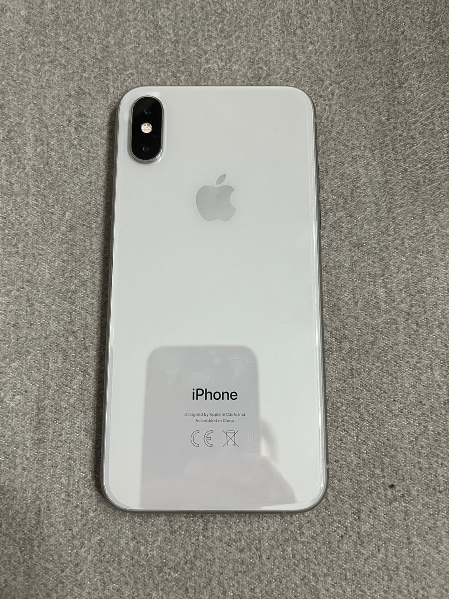 iPhone Xs 64Gb
