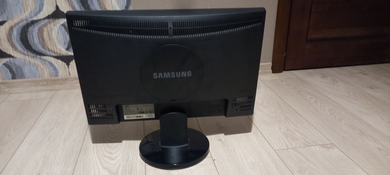 Monitor Samsung Syncmaster 2243nwx
