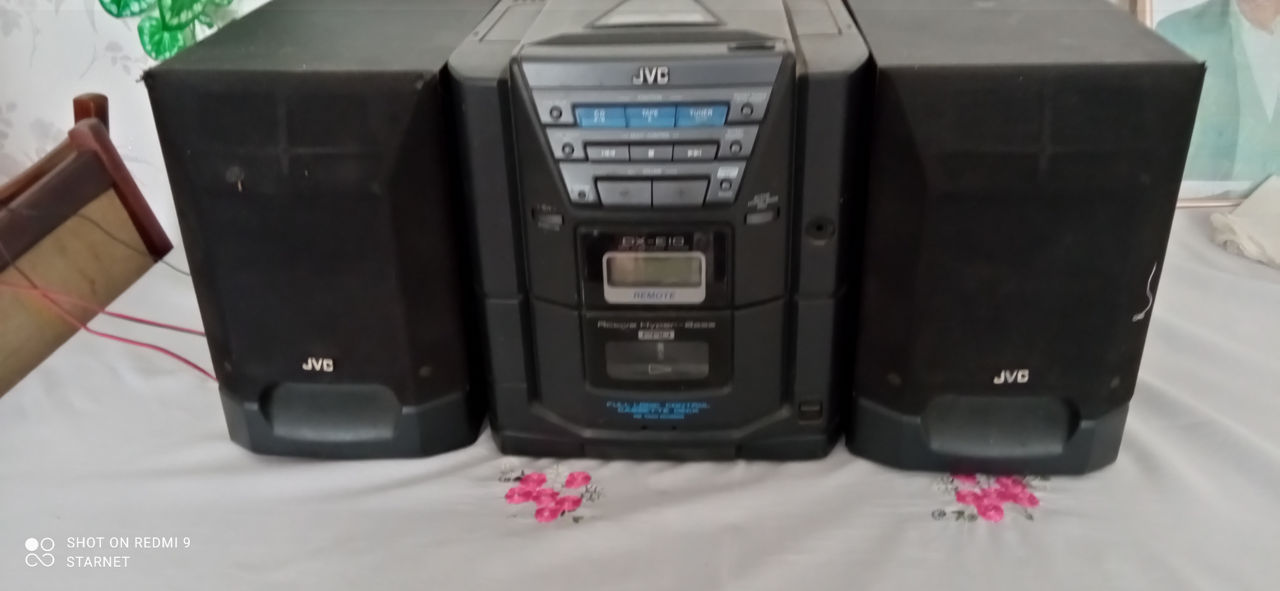 Продаю JVC DX-E10BK. Б/у. Полурабочий. Нет AUX