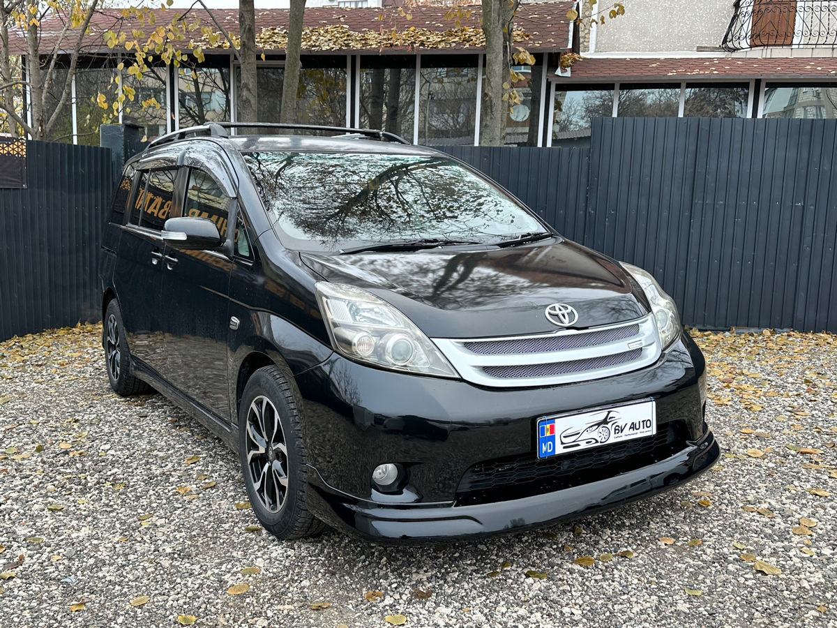 Toyota ISis