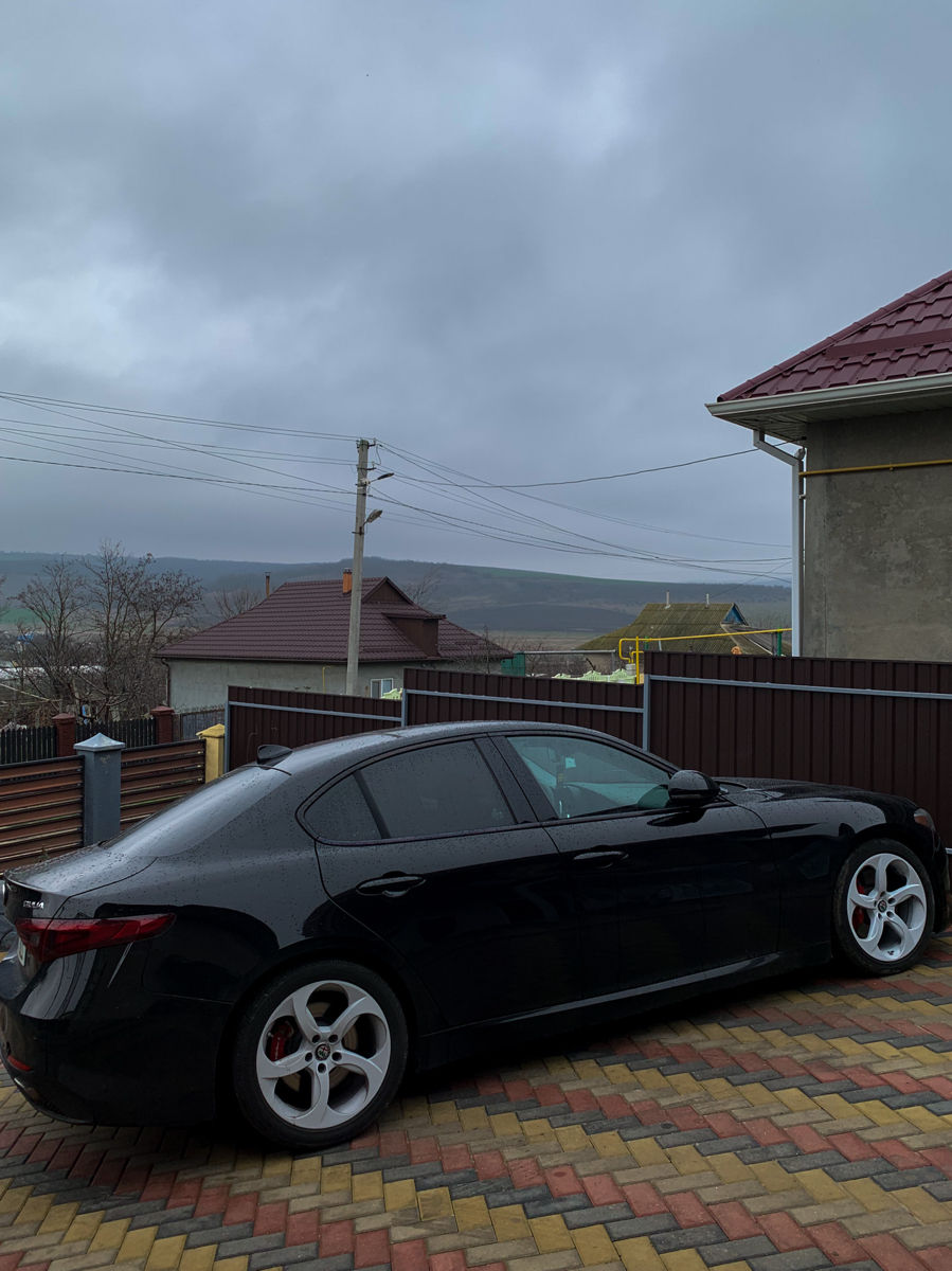 Alfa Romeo Giulia an. 2017 cu rulaj 63000 mi, Benzină, 17000