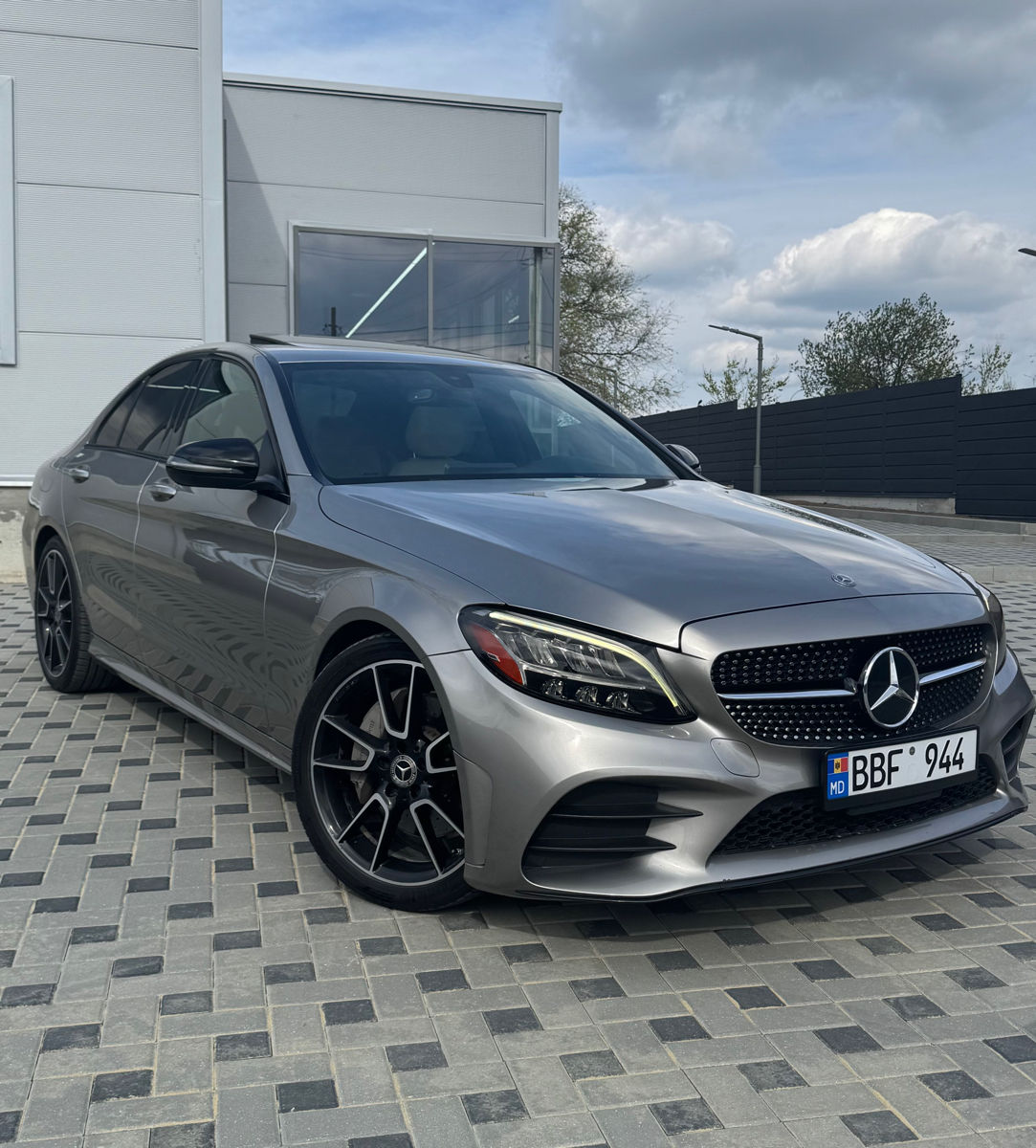 Mercedes C-Class 2019 г. с пробегом 78500 mi, Бензин, 23500