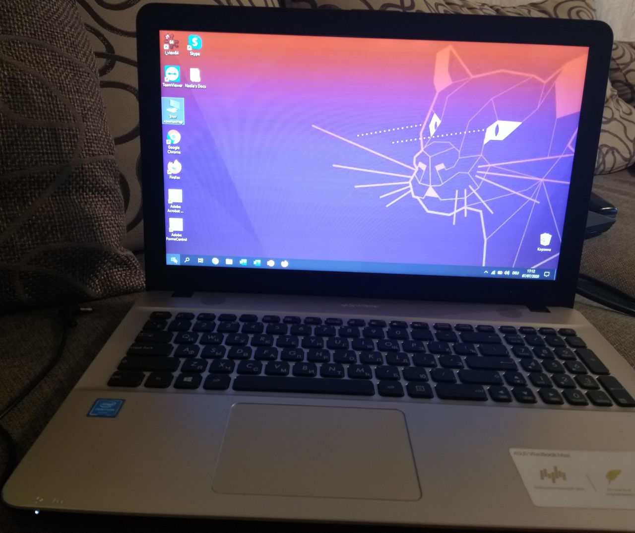 Asus notebook 2900 лей