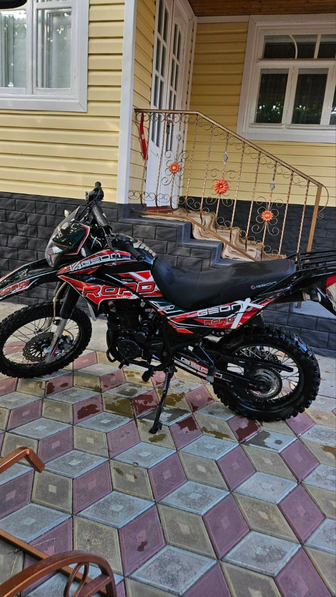 Geon Xroad 250