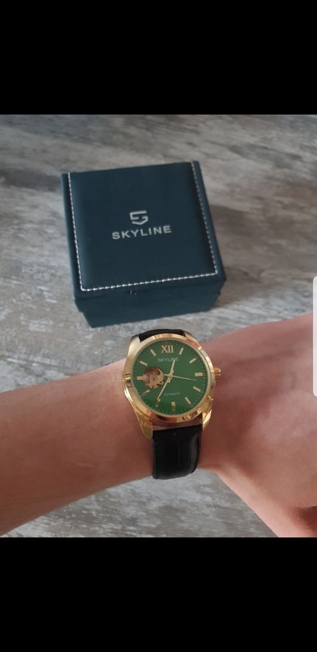 Vând ceas skyline automatic