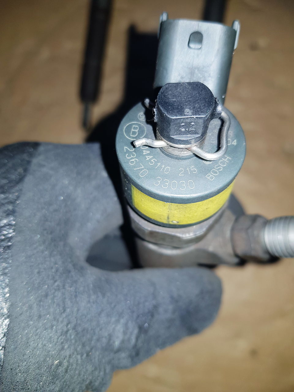 0445110215 Bosch injectoare форсунка