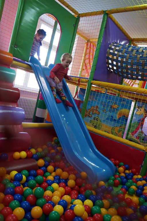 Vând labirint pentru copii