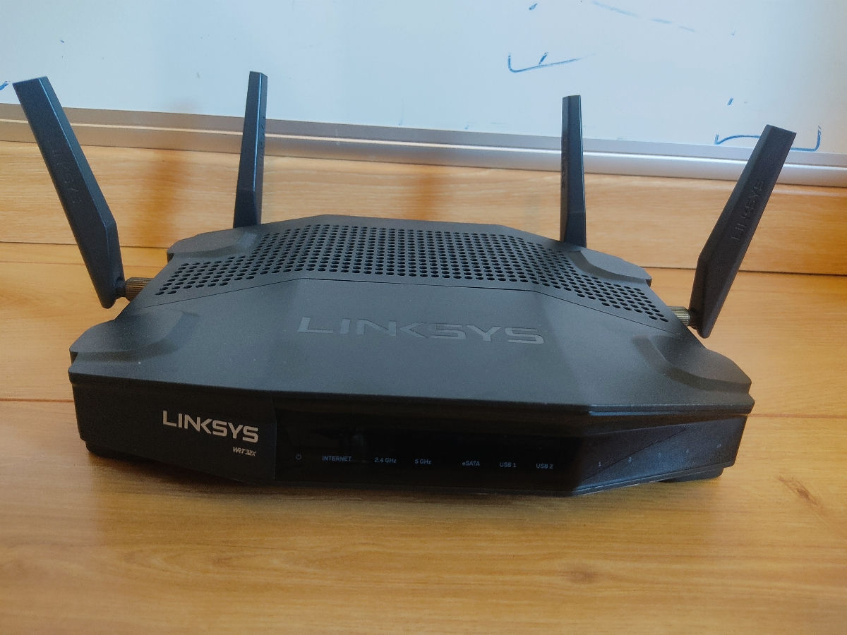 Router Linksys WRT32X - Gaming(Cisco)