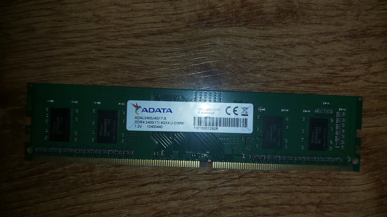 4 GB RAM DDR4 2400 MHz Adata - NOU - Garantie 6 lun