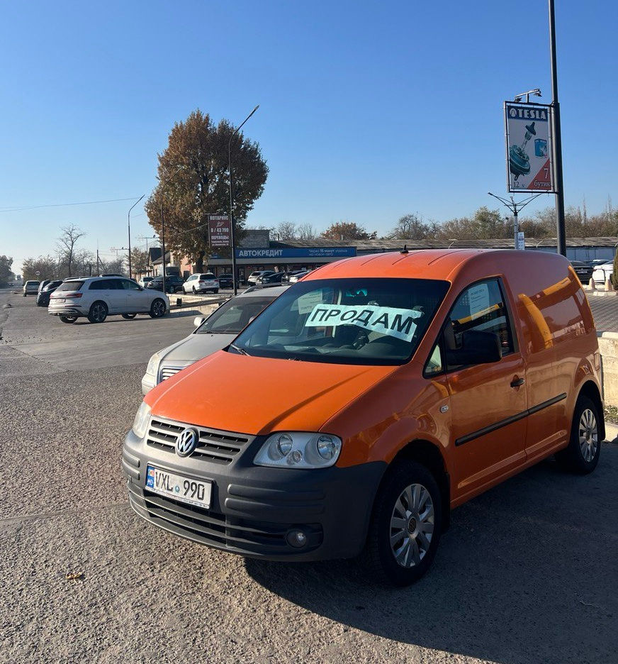 Volkswagen Caddy an. 2006 cu rulaj 405000 km, Gaz / Benzină (metan), 3200