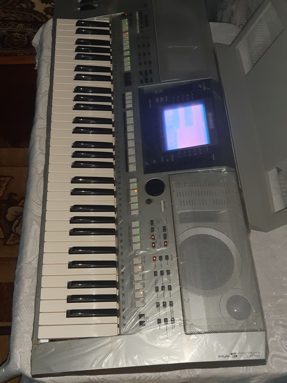Yamaha S 700