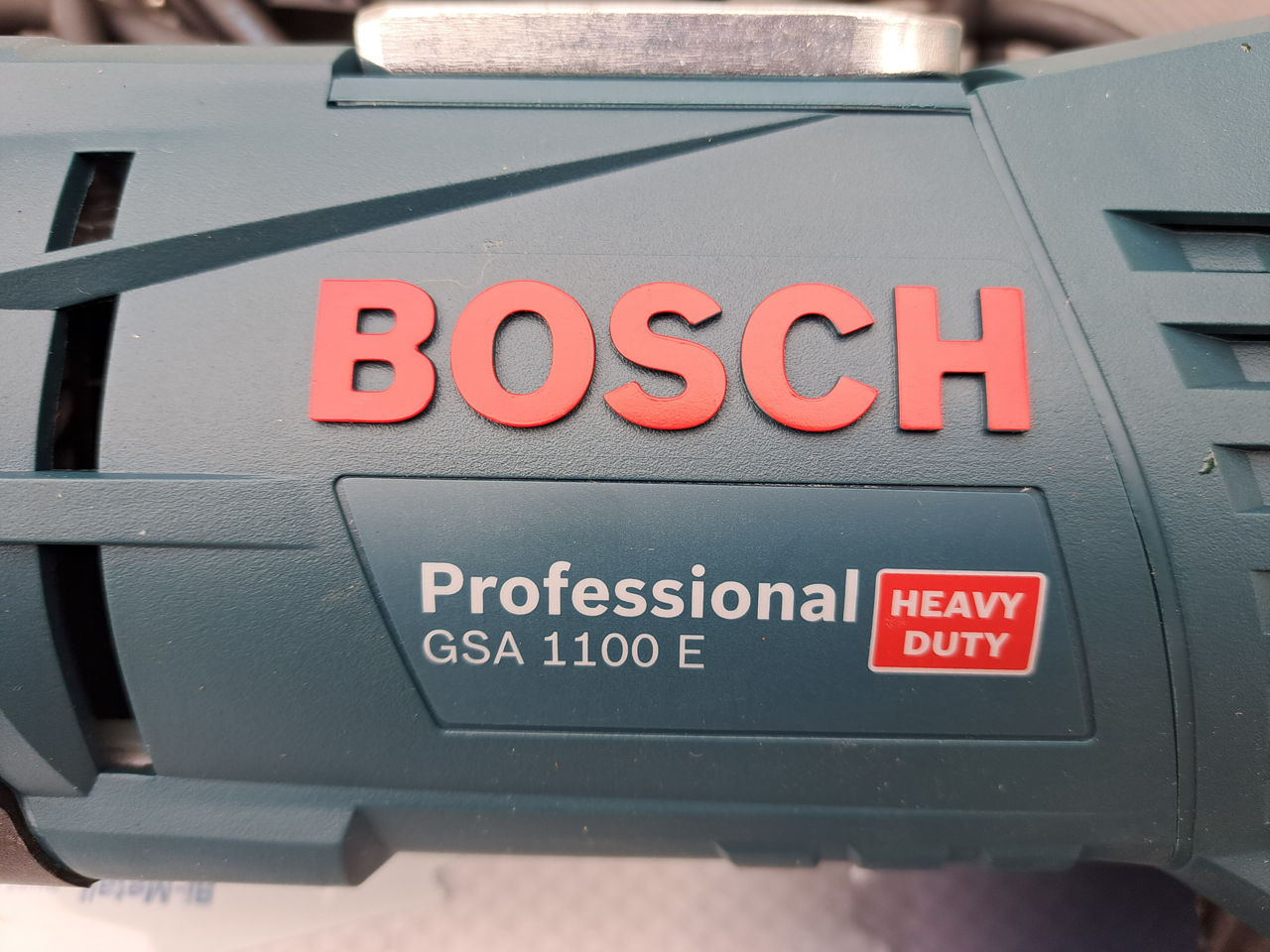 Bosch Professional GSA 1100 E Новая Сабельная пила.