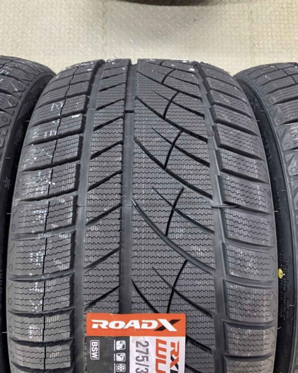 235/55 R18 104H XL RoadX RxFrost WU01 - Anvelope de iarna 2025