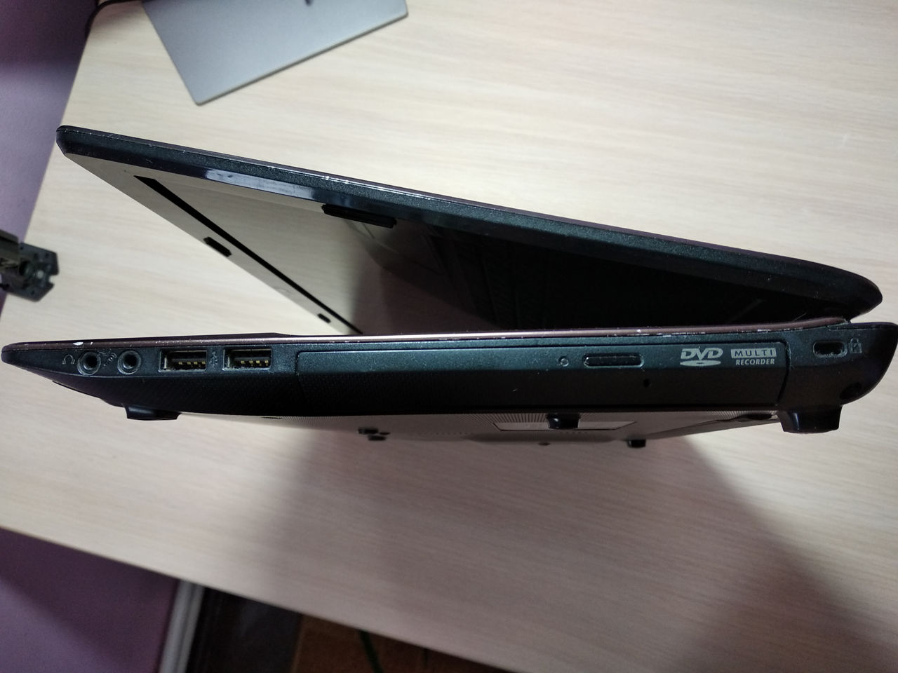 Asus k53S / i7 / SSD-SamsungEVO 500Gb / Gegorce GT 520MX / DVD-RW