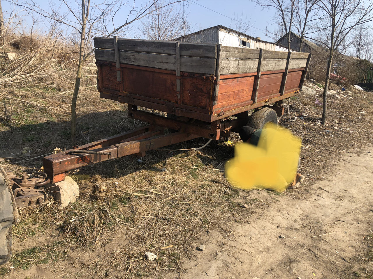 Se vinde remorca la t-25