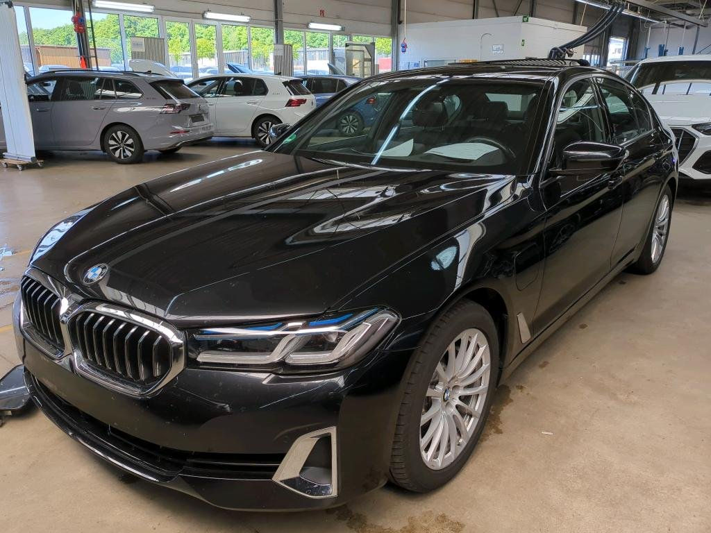 BMW 5 Series an. 2021 cu rulaj 57200 km, Plug-in Hybrid, 27499