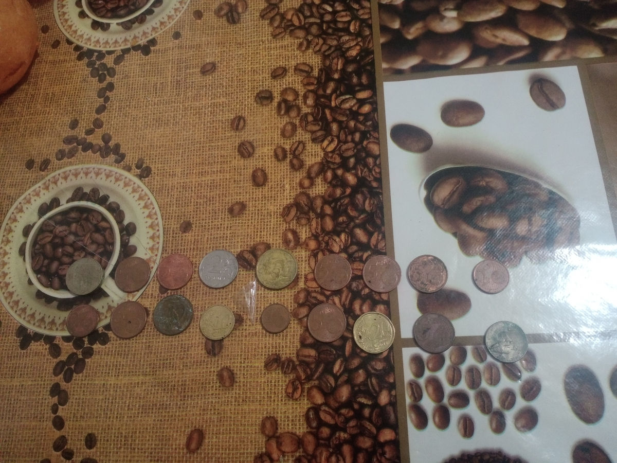 Vând monede de colecție