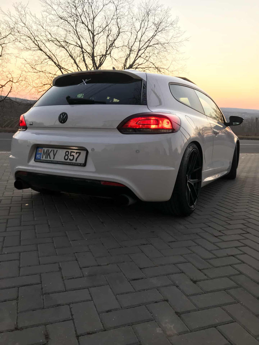 Volkswagen Scirocco an. 2011 cu rulaj 195000 km, Benzină, 10500